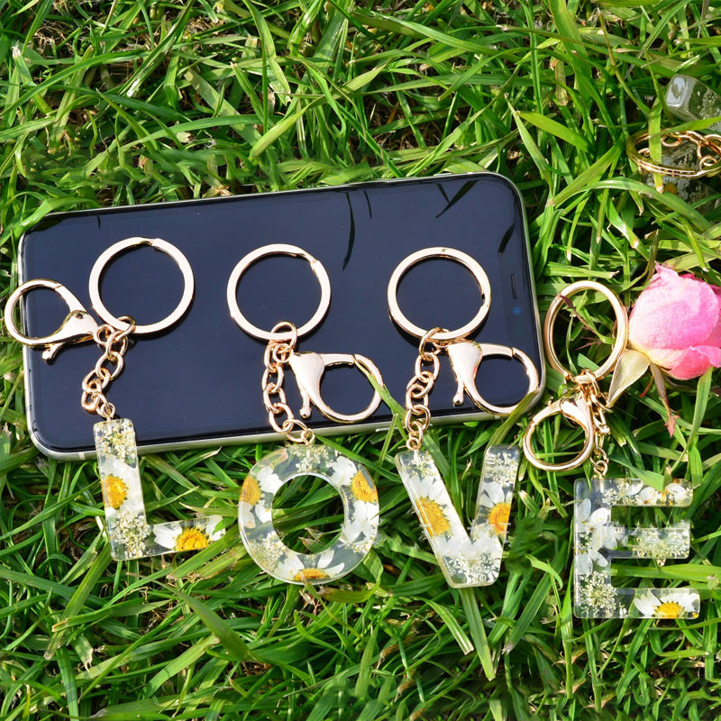 Crystal Epoxy Daisy Alphabet Keychain – Carkur