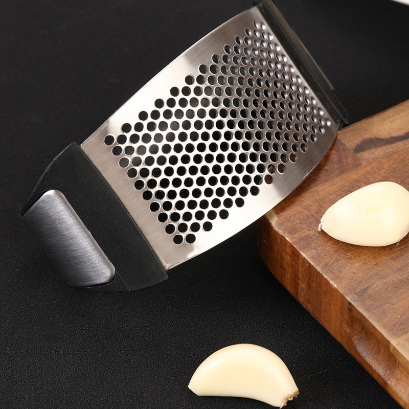 Curved Garlic Masher – Carkur